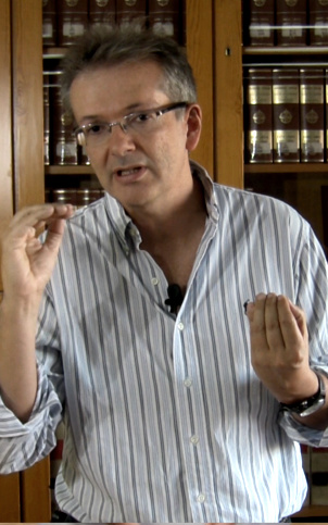 Julio González García